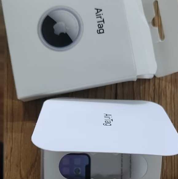 Apple | Car Audio, Video & GPS | Apple Airtag White Air Tag 4 Pack ...